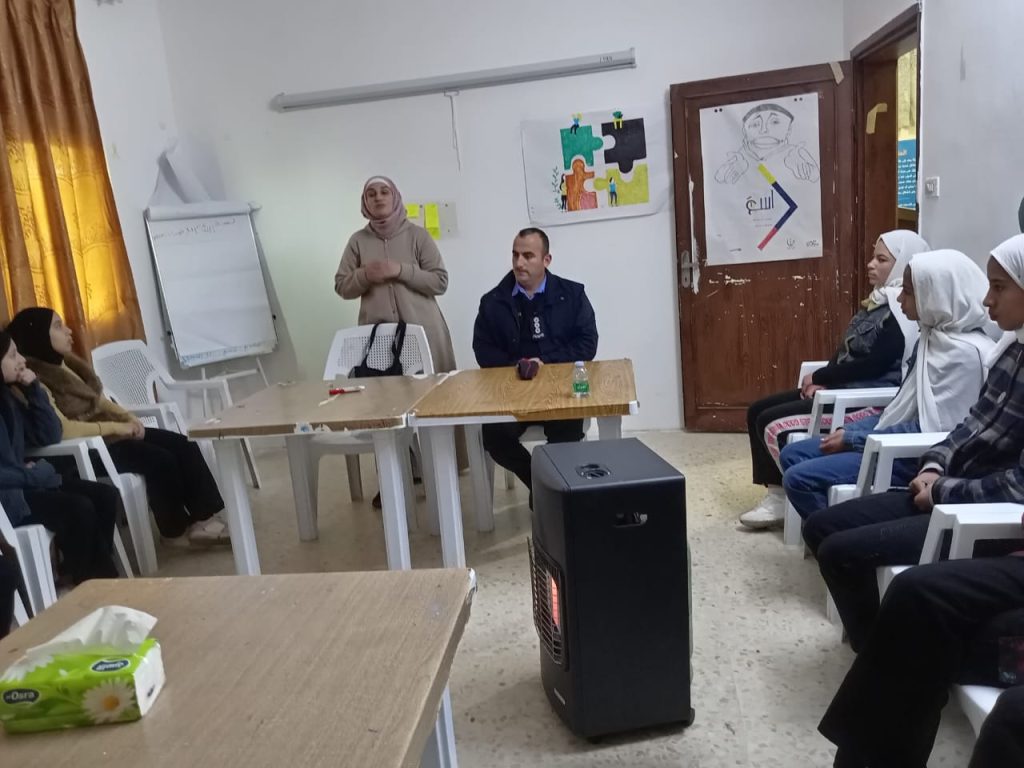 مركز شابات الطيبة ينظم ورشة توعوية حول الجرائم الإلكترونية – وكالة ...