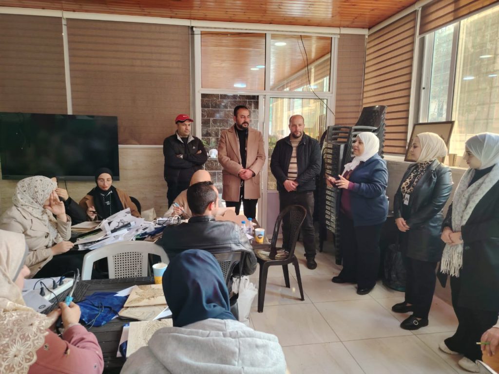 انطلاق دورة تدريبية حول فن الحرق على الخشب في شابات عجلون النموذجي ...